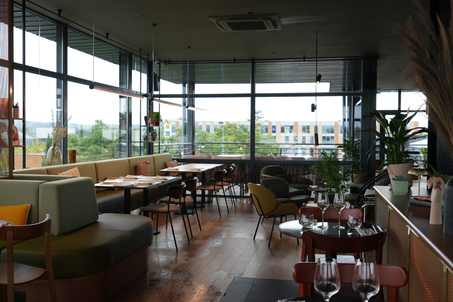 Le Bazalt : un nouveau concept restaurant-bar-lounge avec rooftop s ...